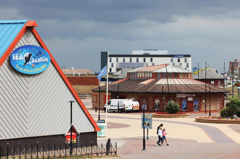 Demand for answers over holiday firm's offer to take on Rhyl's ...