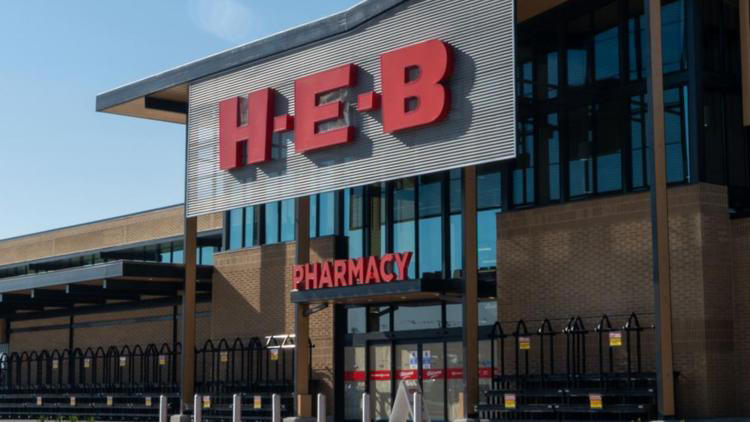 H-E-B will open its first Dallas County store soon. Here's when.