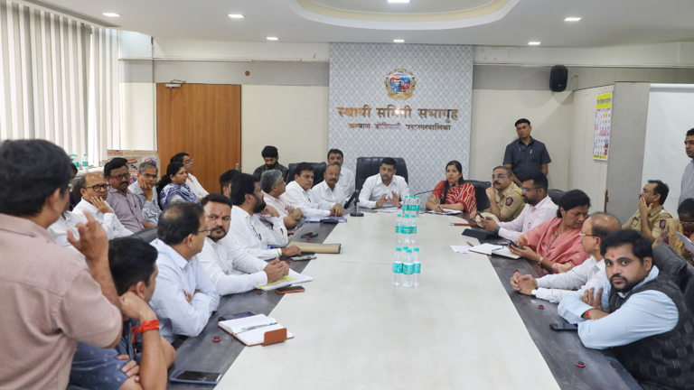MP Dr Shrikant Shinde reviews comprehensive development works in KDMC area MP Dr Shrikant Shinde reviews comprehensive development works in KDMC area