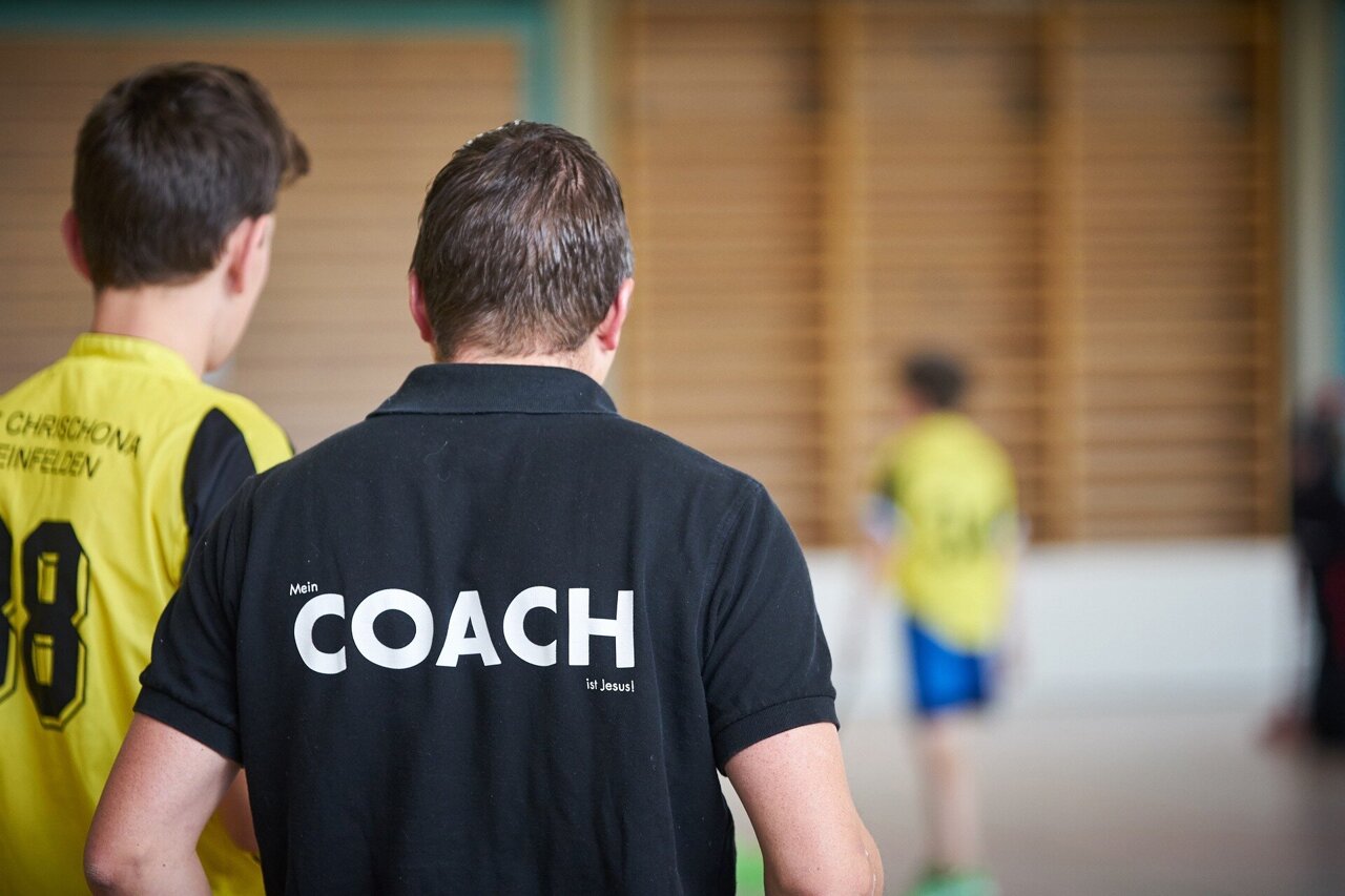 Power in numbers: Study finds small group coaching reduces rates of ...