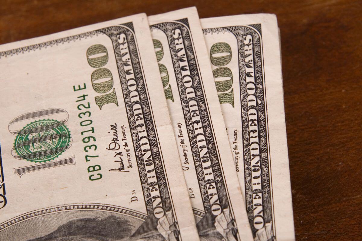 10 Legit Ideas to Make $300 in a Week