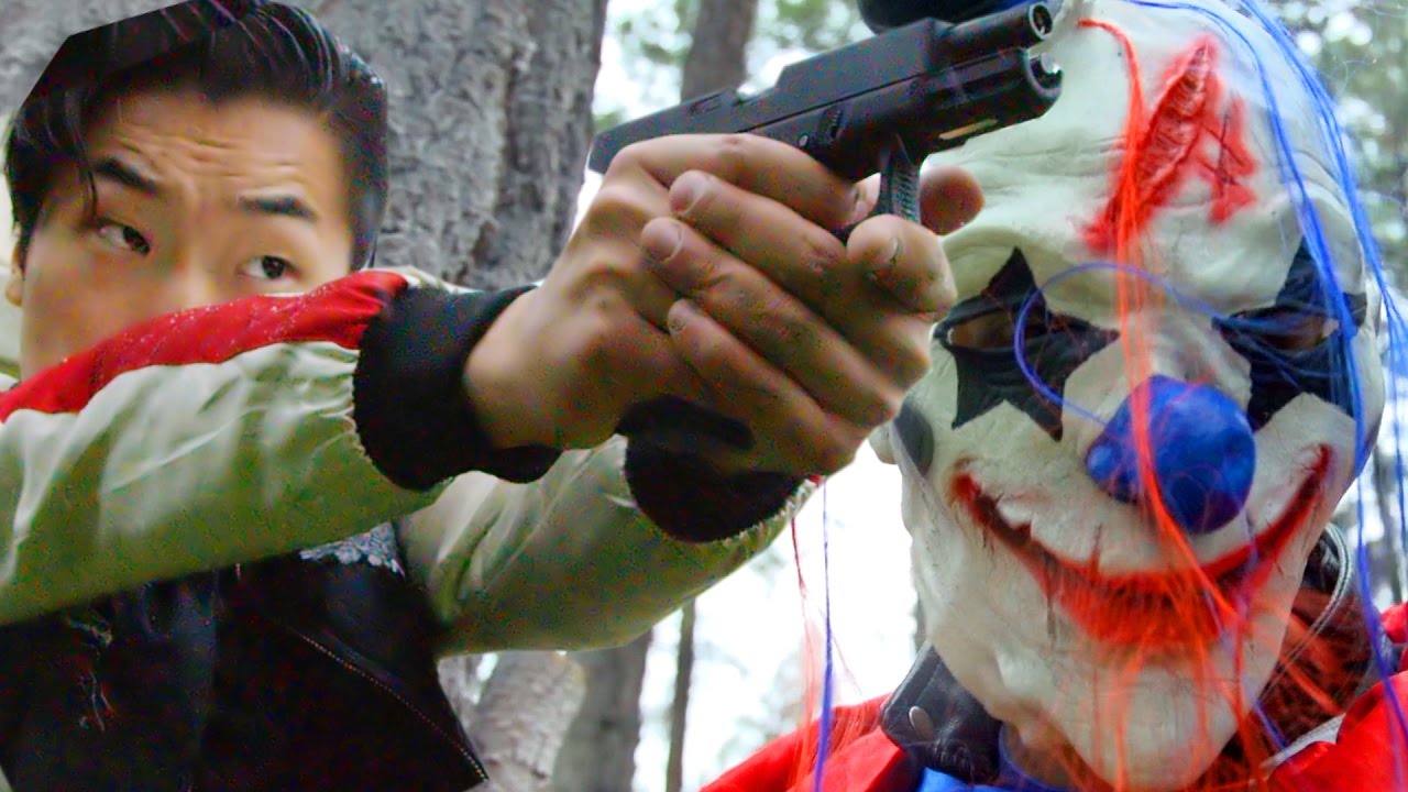 Creepy Clown Attack - 21 Foot Rule