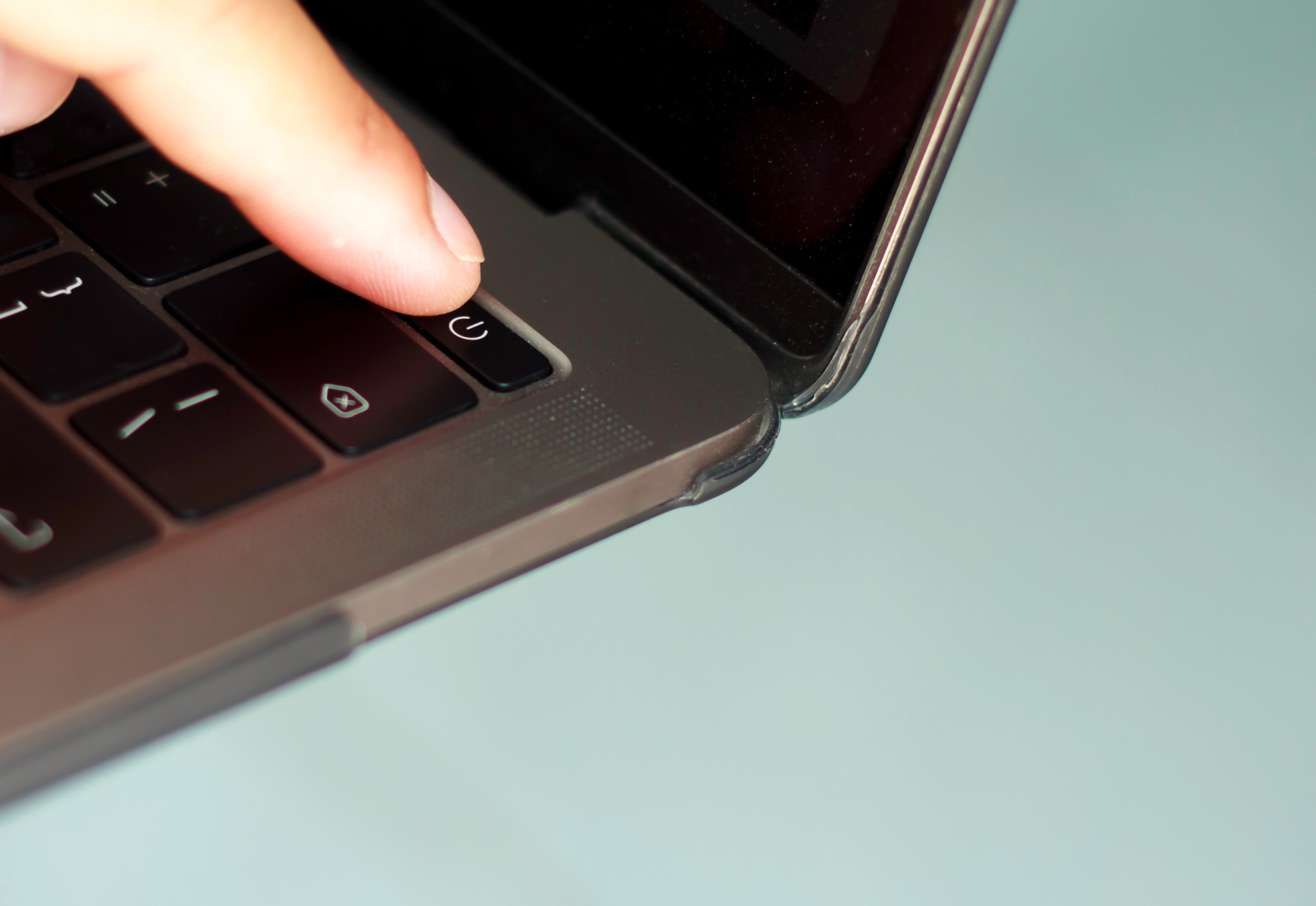 Easy ways to save electricity at home