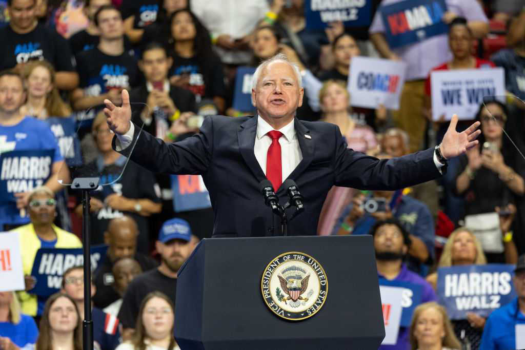 Tim Walz coming to Omaha this weekend for campaign rally Tim Walz coming to Omaha this weekend for campaign rally