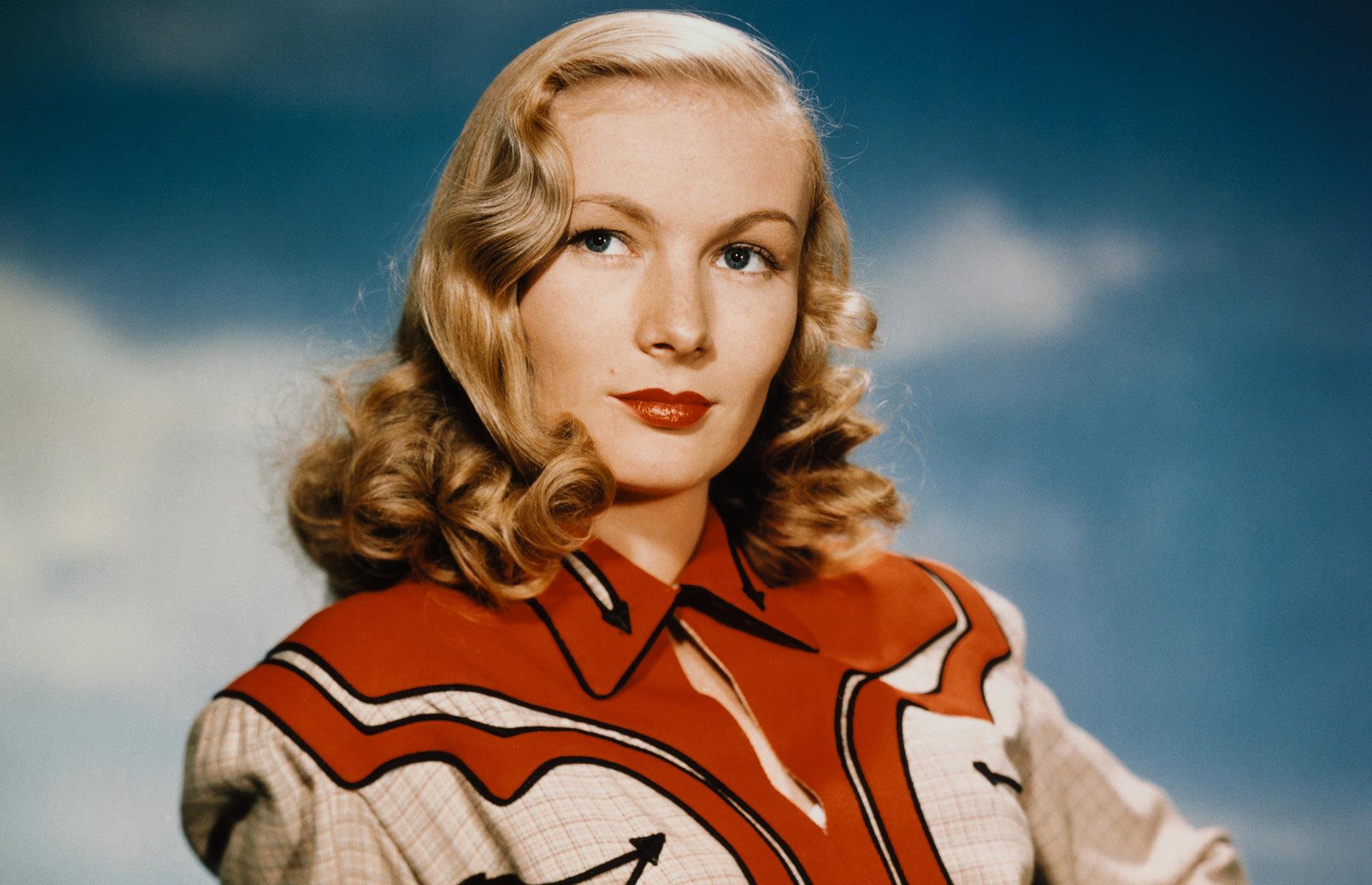 19 famous actors who lost it all and ended up spectacularly broke