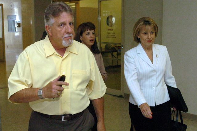 Where Are Laci Peterson's Parents Now? A Look at Her Mom Sharon and Dad ...