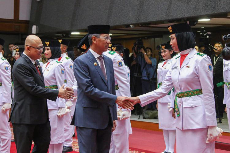 Usai Viral Pelarangan Jilbab, Kasetpres Heru Budi Pastikan Paskibraka ... Usai Viral Pelarangan Jilbab, Kasetpres Heru Budi Pastikan Paskibraka ...