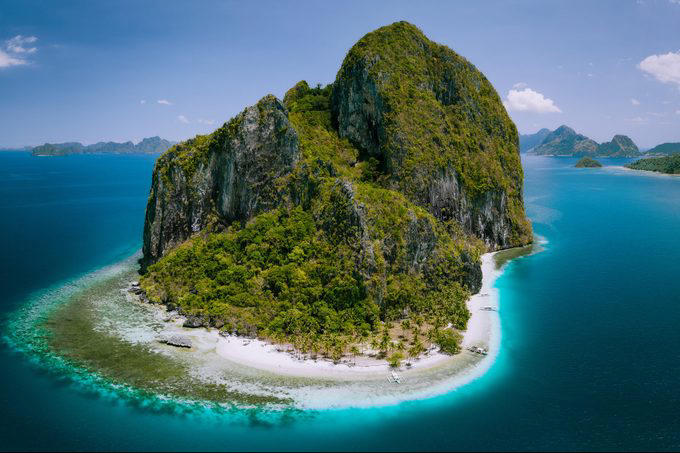 21 gorgeous beaches with the clearest water in the world