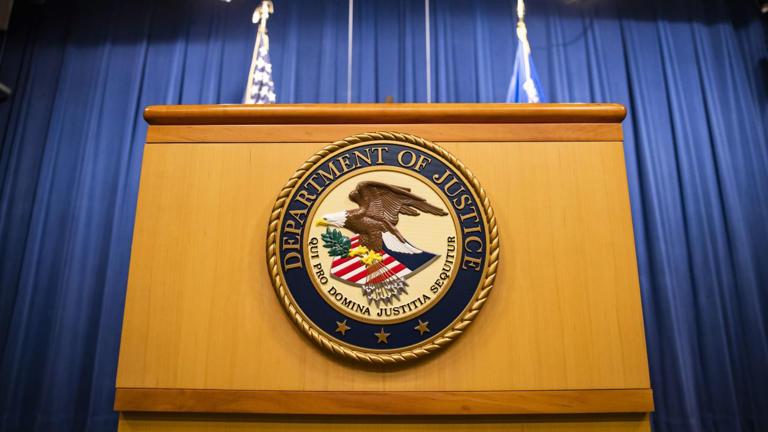 Boeing paying $1.1B as DOJ dismisses criminal fraud case; families of ...