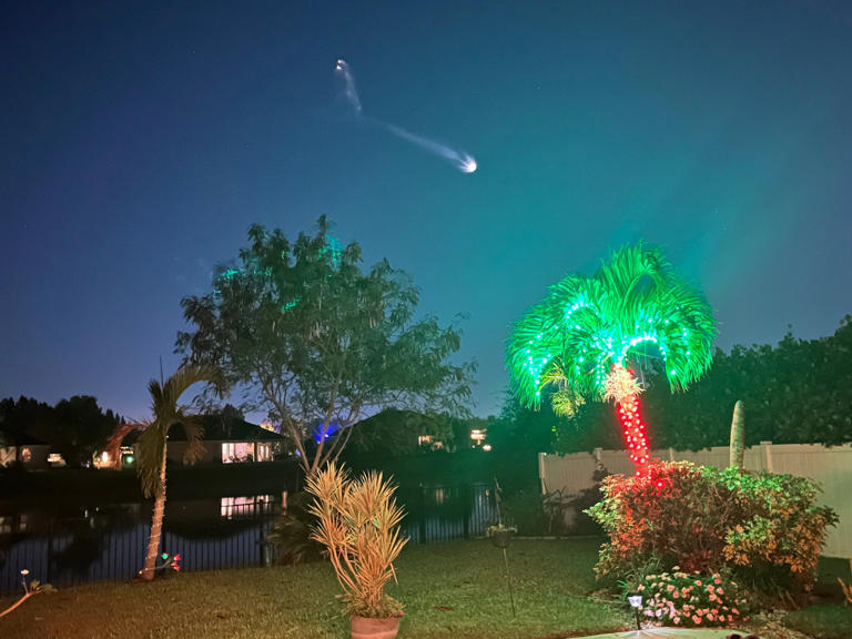 Late-night SpaceX rocket launch in Florida: What time is liftoff from ...