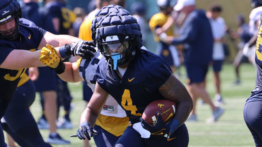 FOX CFB Analyst Pegs WVU as a Top 25 Team FOX CFB Analyst Pegs WVU as a Top 25 Team