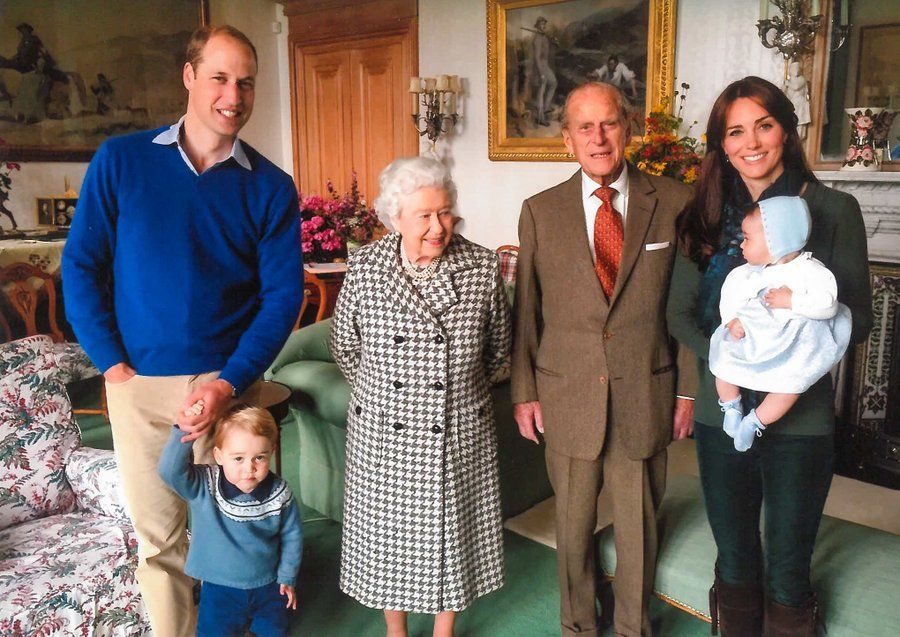 Prince William and Princess Kate to lead 'normal people' lives during ...