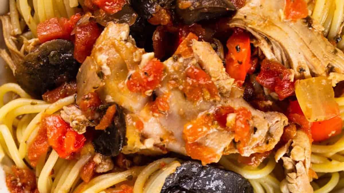 17 Easy Slow Cooker Meals for the Busy Family
