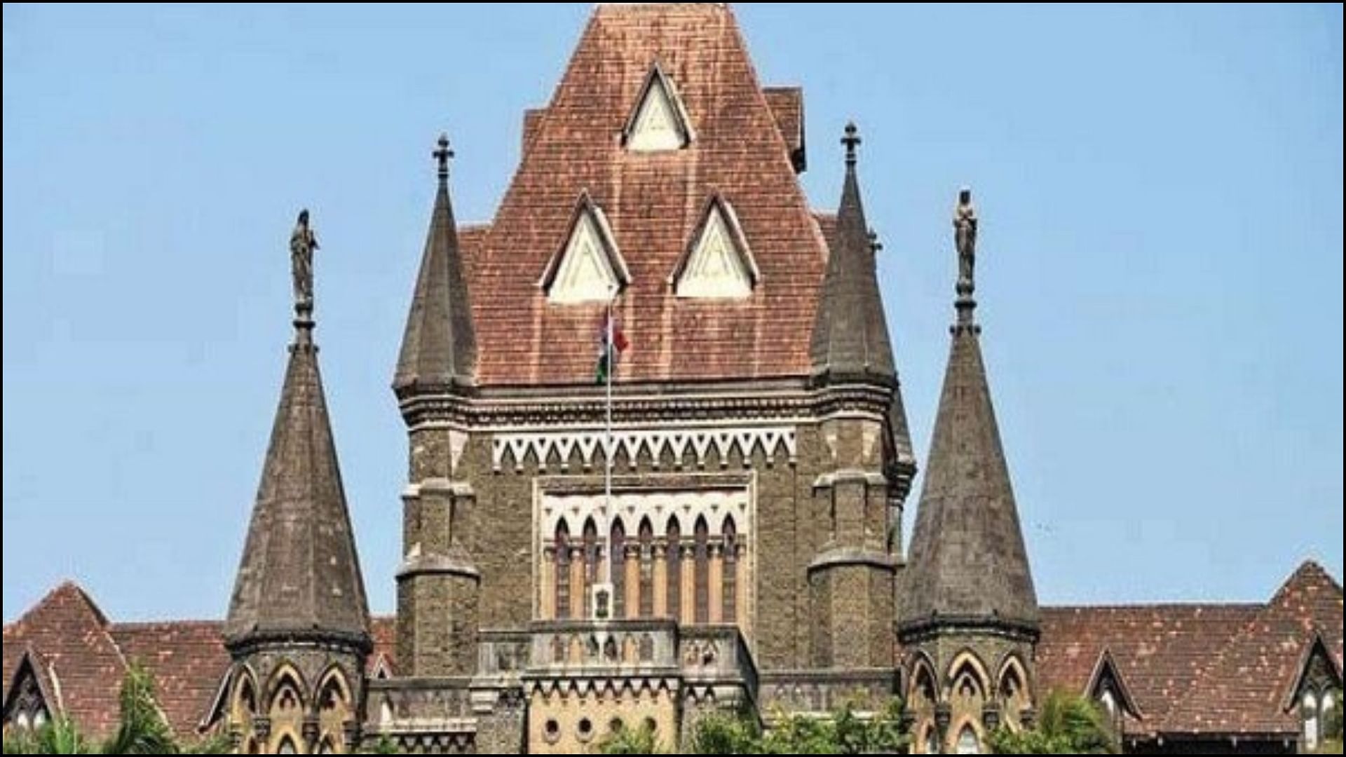 Bombay High Court: आदेश न मानने पर अधिकारियों की हिम्मत पर भड़का ...