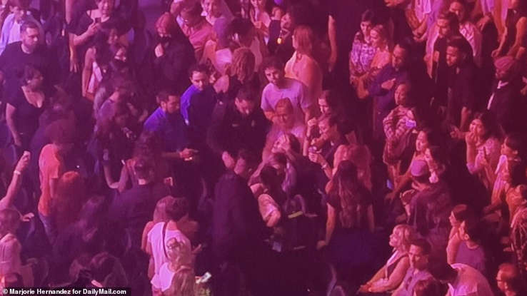 Bruno Mars fans fuming after being locked out of LA's $2billion Intuit Bruno Mars fans fuming after being locked out of LA's $2billion Intuit