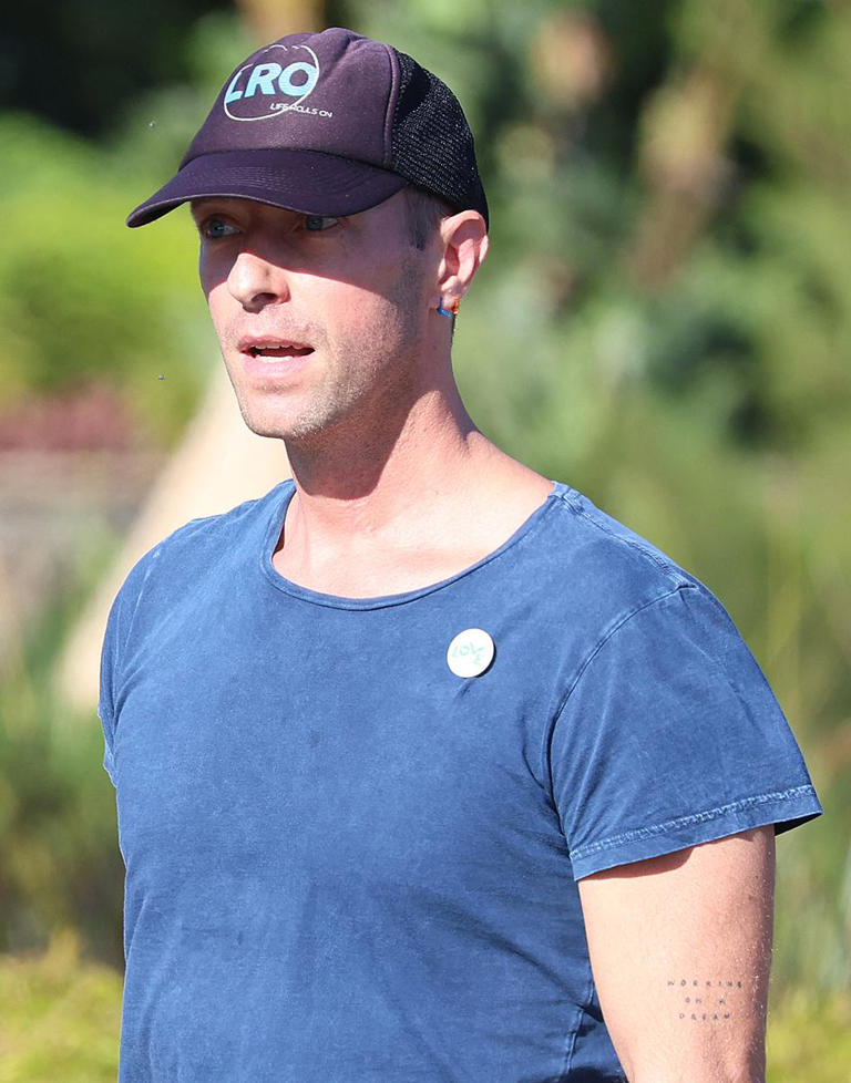 Dakota Johnson Sent Gorilla Poop To Her Friend’s Ex And Has No Regrets