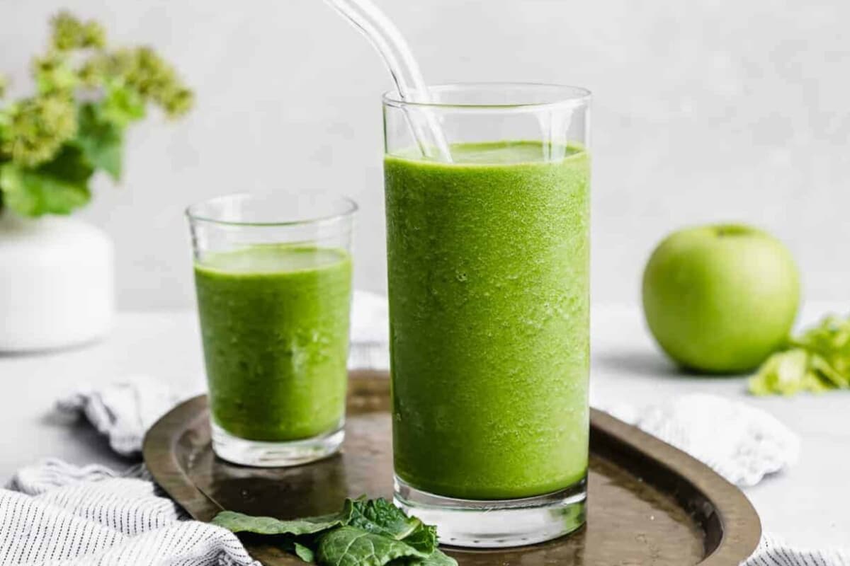 22 smoothie recipes (for when you want something quick but still good)
