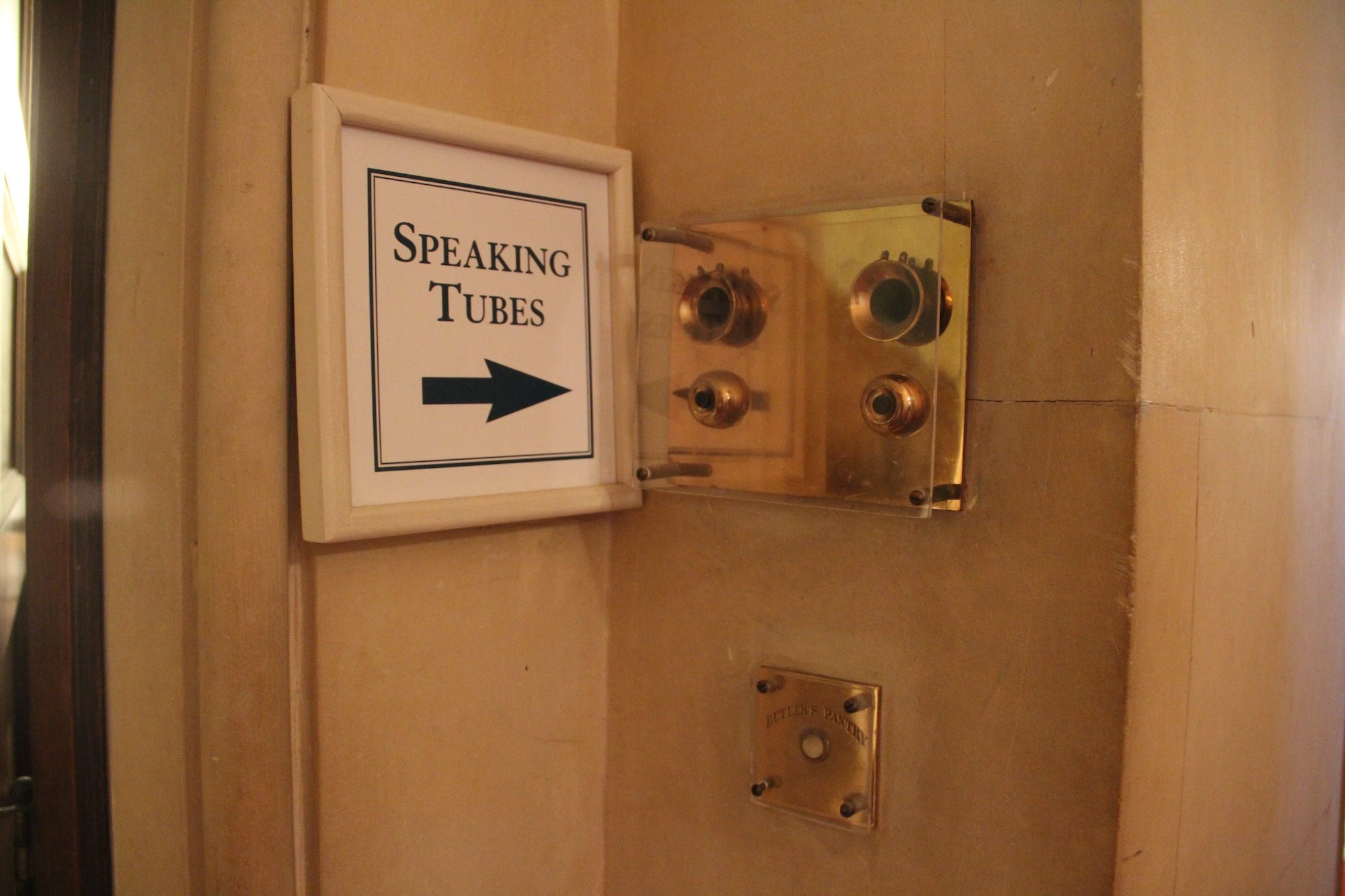 Look inside the Breakers, a 70-room, 138,300-square-foot mansion that ...