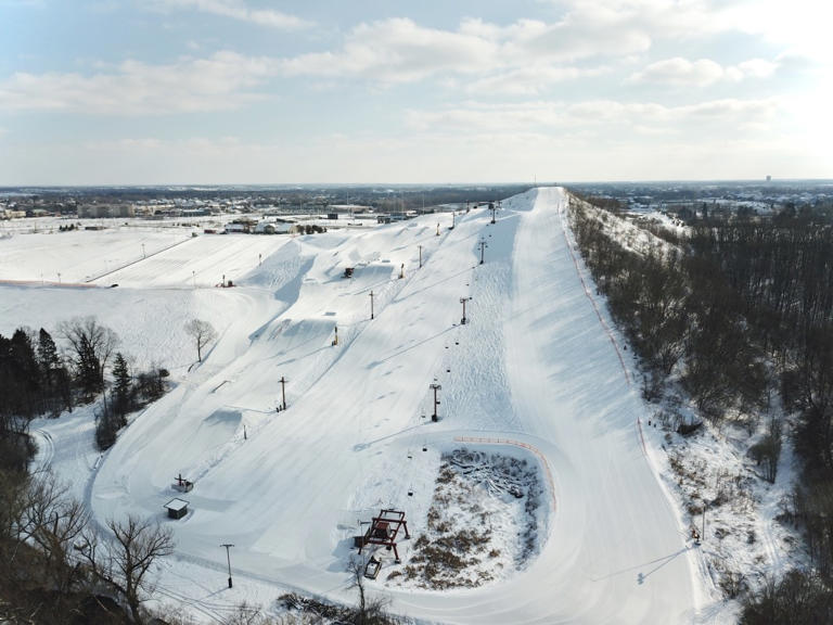 The 10 U.S. States With the Most Ski Resorts