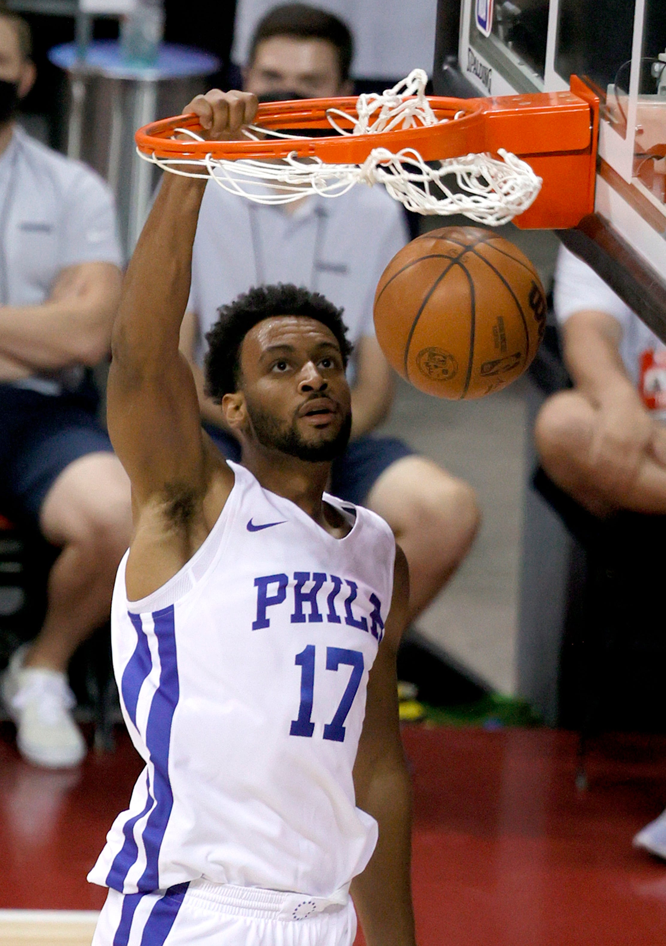 Updated list of every player in Sixers history who has worn No. 17