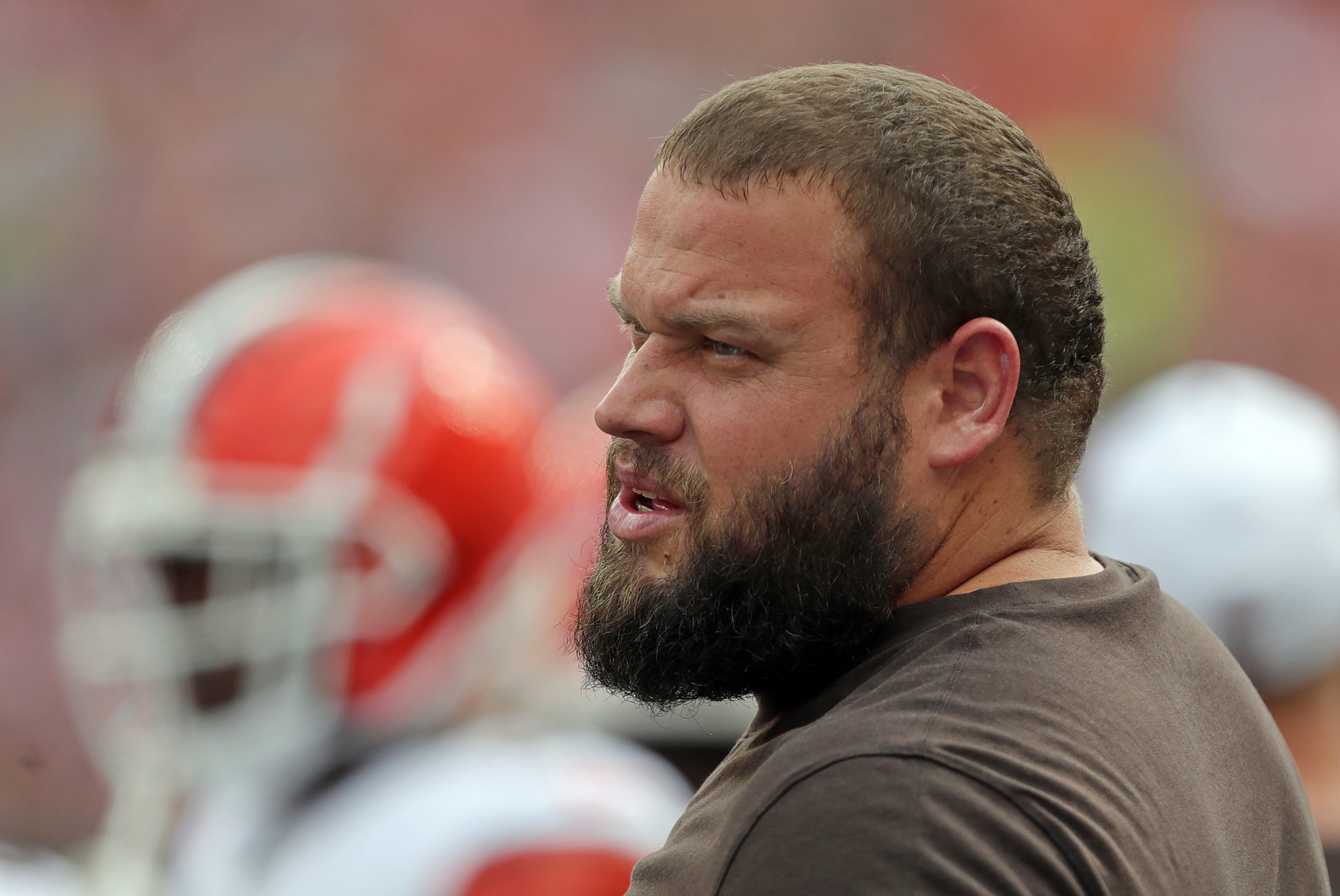 Cleveland Browns guard Joel Bitonio not retiring, will return for 2025 ...