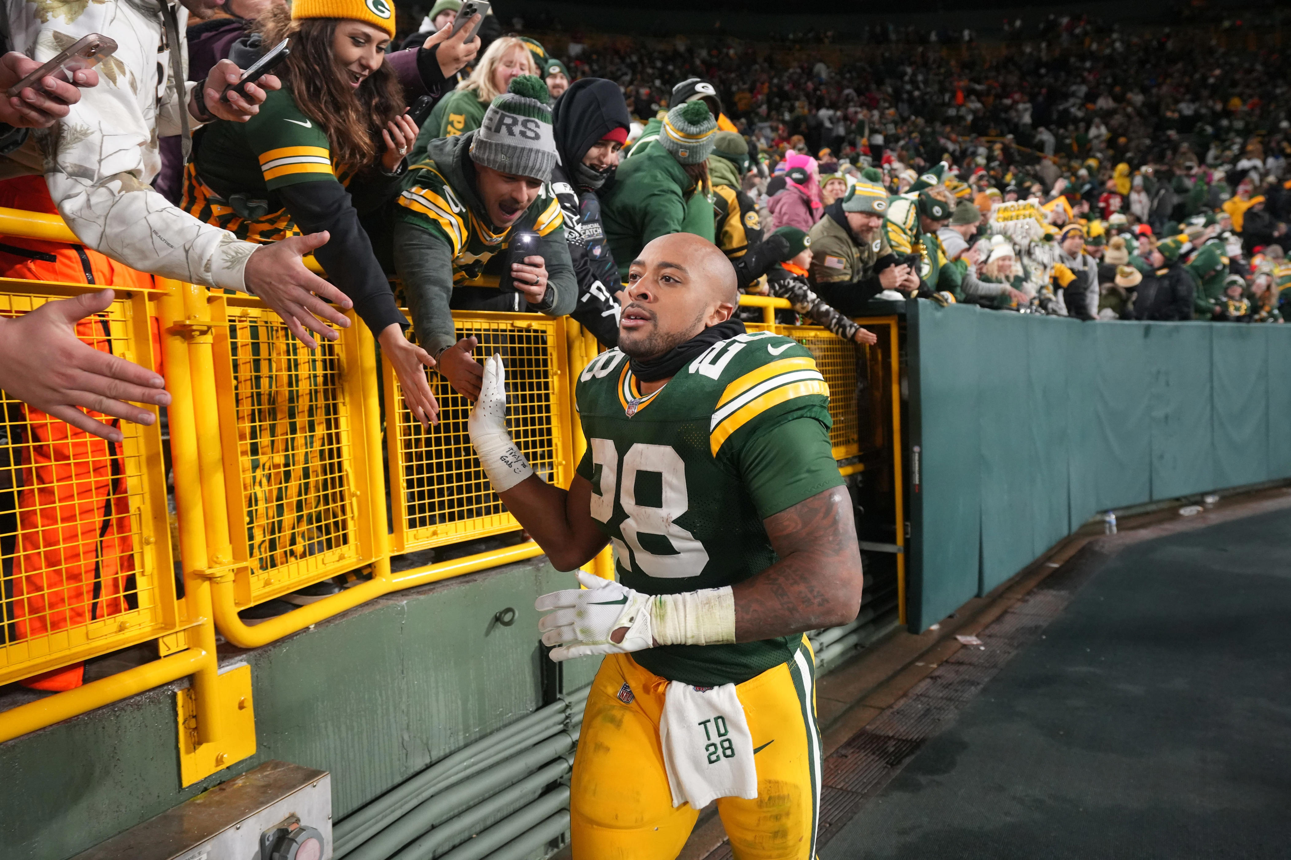 Former Packers running back AJ Dillon to sign free-agent deal with ...