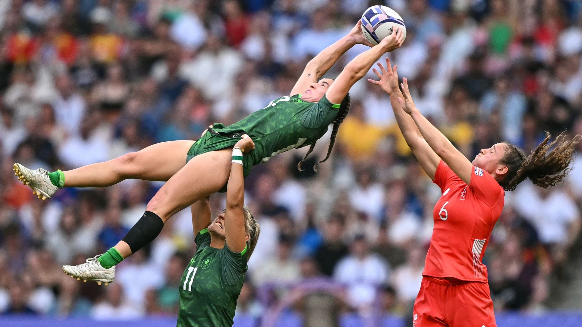 La joueuse de rugby sauve sa coéquipière : les photos de l ...