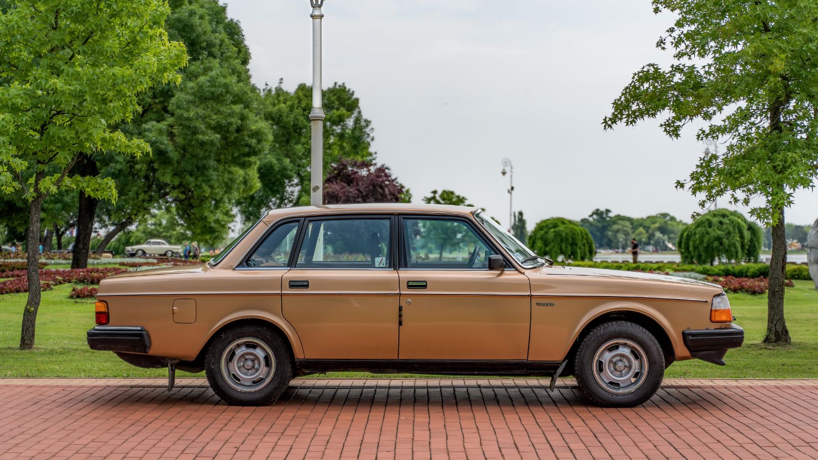 8 cars that redefine what high mileage really means