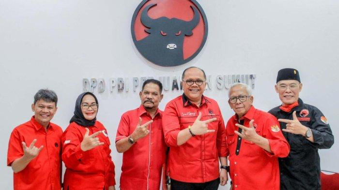 Kejutan Pilkada Medan 2024,Prof Ridha Dharmajaya Telikung Rahudman ... Kejutan Pilkada Medan 2024,Prof Ridha Dharmajaya Telikung Rahudman ...