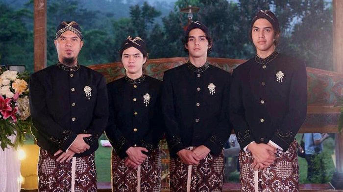 5 Pengakuan Ahmad Dhani Soal Sosok Syifa Hadju,Blak-blakan Cocok ... 5 Pengakuan Ahmad Dhani Soal Sosok Syifa Hadju,Blak-blakan Cocok ...