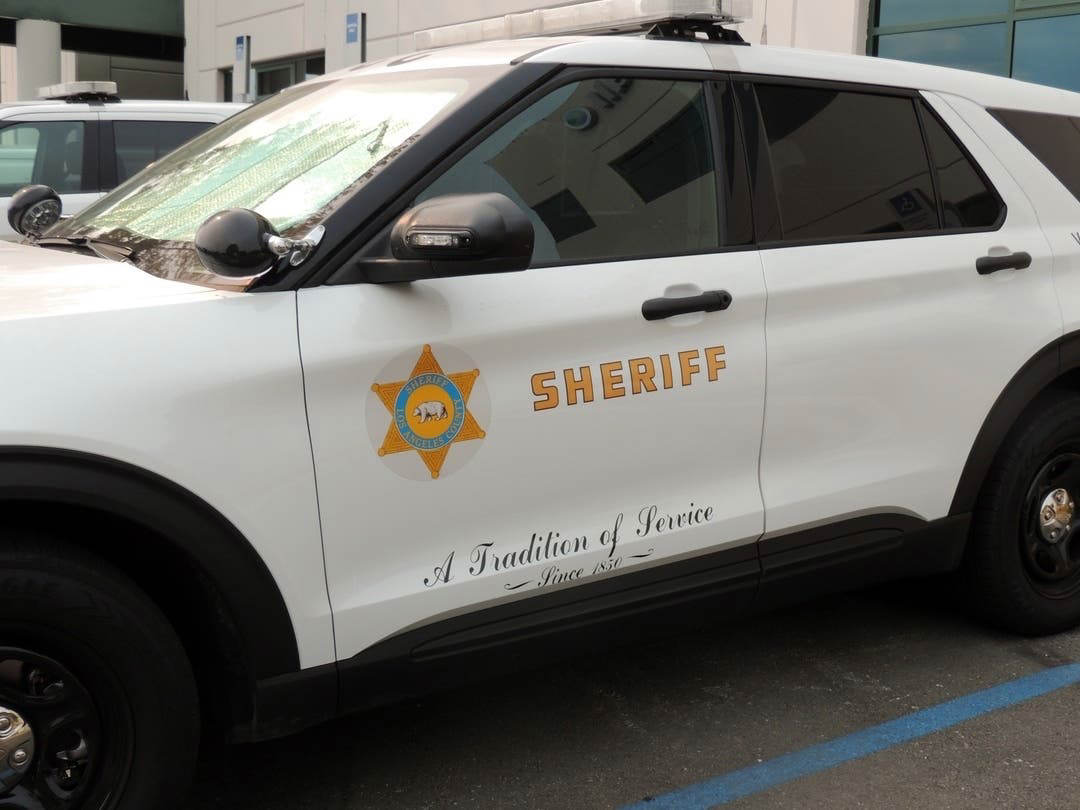 Deputies Shoot Armed Suspect Near Lakewood Shopping Center: LASD Deputies Shoot Armed Suspect Near Lakewood Shopping Center: LASD