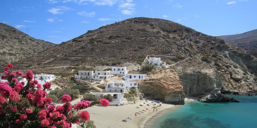 Un'isola greca sconosciuta ma bellissima, forse devi prenotare qui