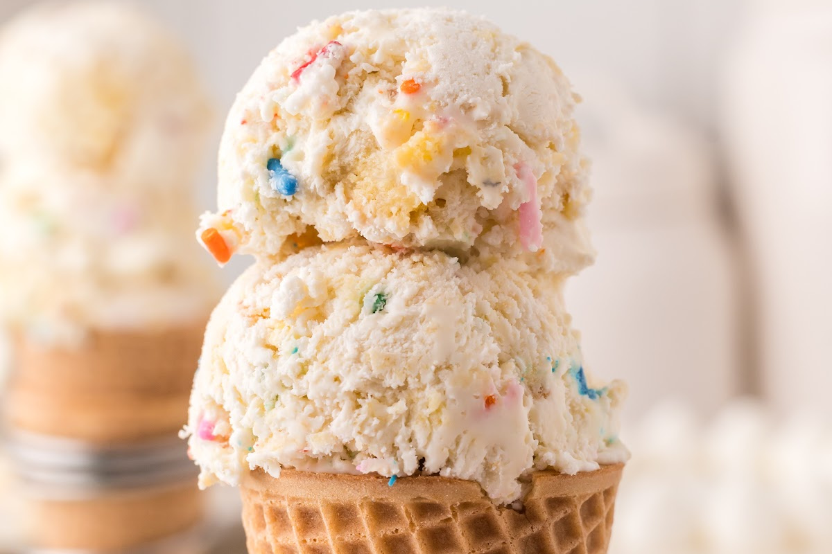 30 Sprinkle-Topped Desserts That Are a Feast for the Eyes and the ...