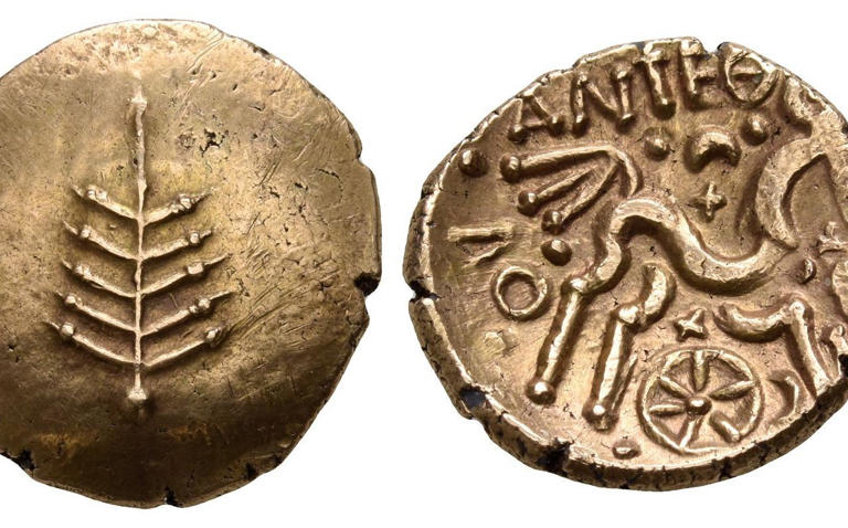 Metal detectorist unearths ‘exceptionally rare’ 2,000-year-old Celtic coin Metal detectorist unearths ‘exceptionally rare’ 2,000-year-old Celtic coin
