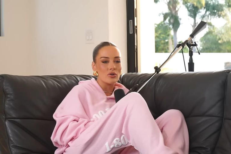 Brooke Schofield sobs as Cancelled podcast host apologizes for ... Brooke Schofield sobs as Cancelled podcast host apologizes for ...