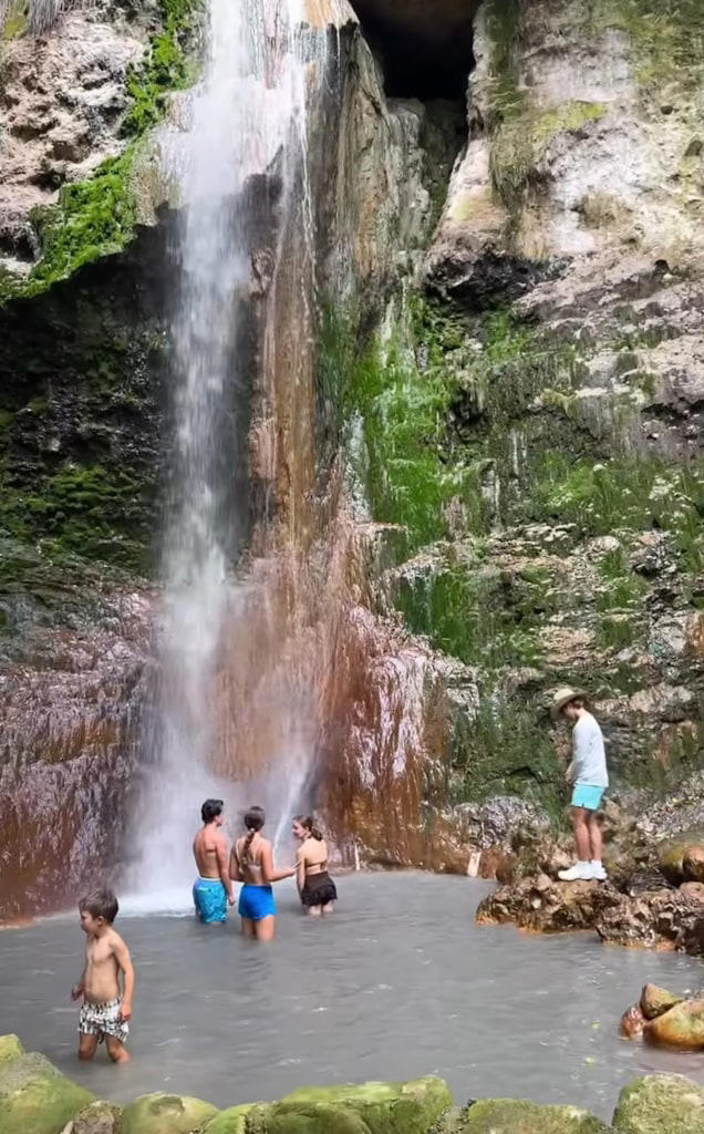 Joanna Gaines puts 5 kids first as she talks decision with husband Chip ...