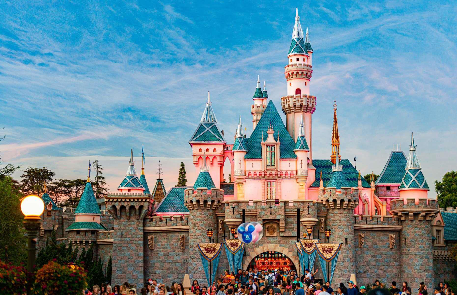 The haunting story of the castle that inspired Disney’s logo The haunting story of the castle that inspired Disney’s logo