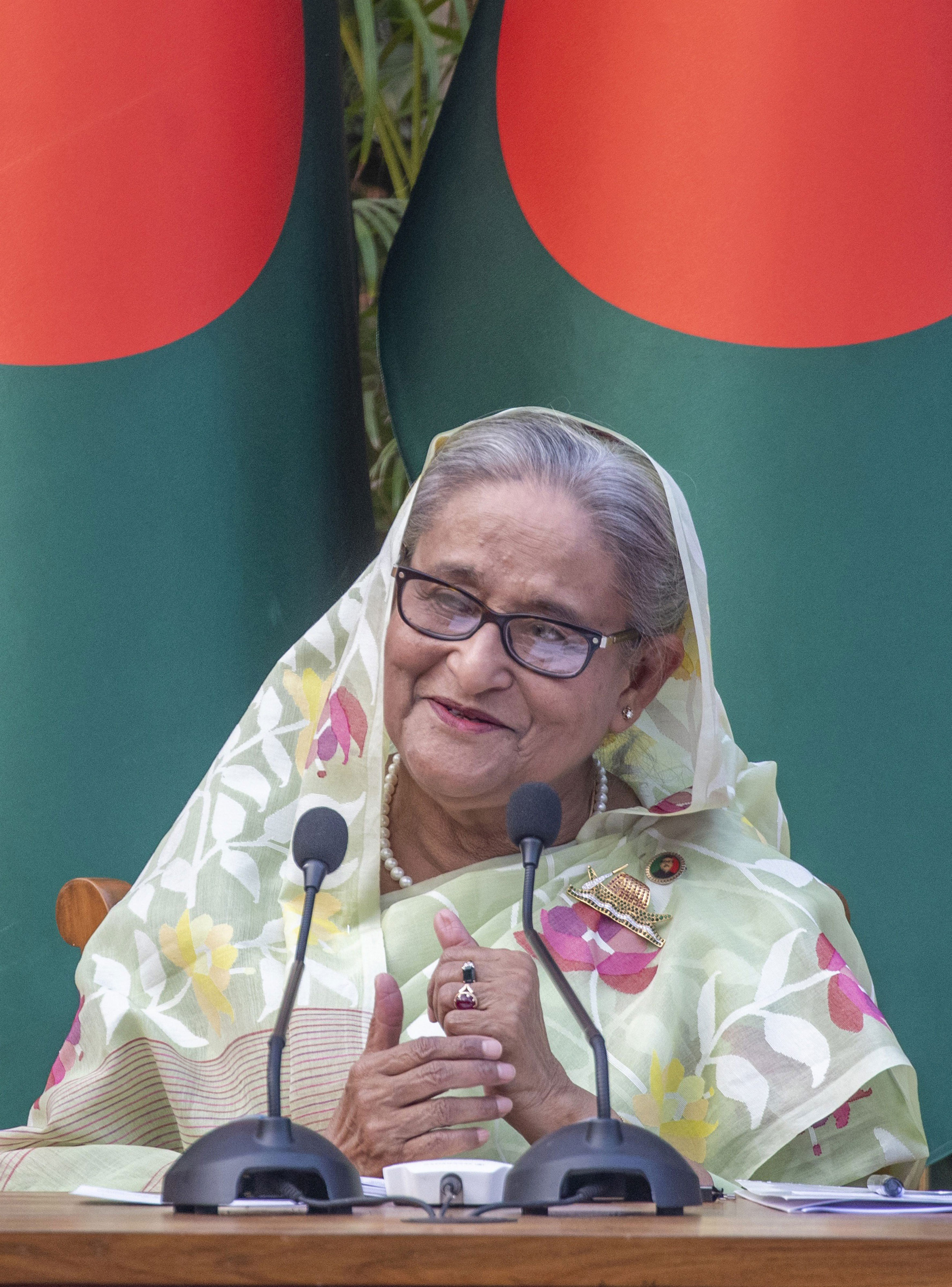 Bangladesh's ousted PM Sheikh Hasina condemns arrest of Hindu leader ...