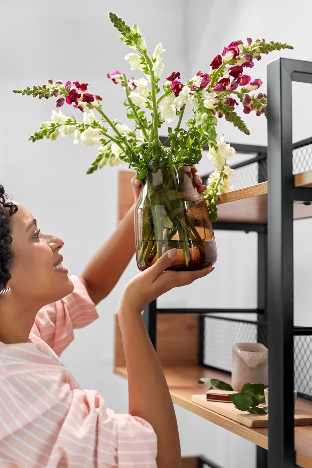 Declutter Your Home in 6 Simple Steps and Reclaim Your Sanity Declutter Your Home in 6 Simple Steps and Reclaim Your Sanity