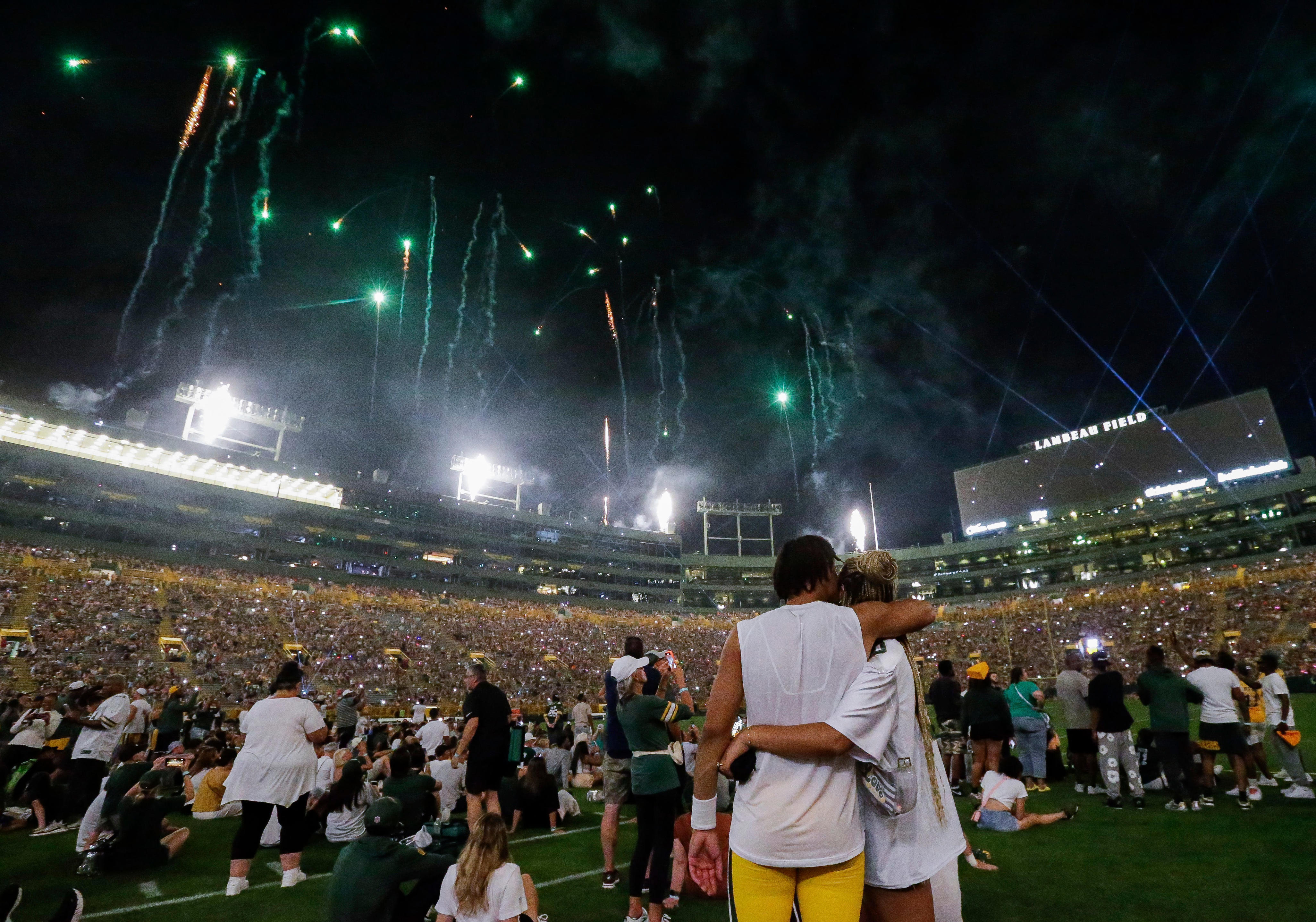Packers quarterback Jordan Love, fiancée Ronika Stone set for wedding today