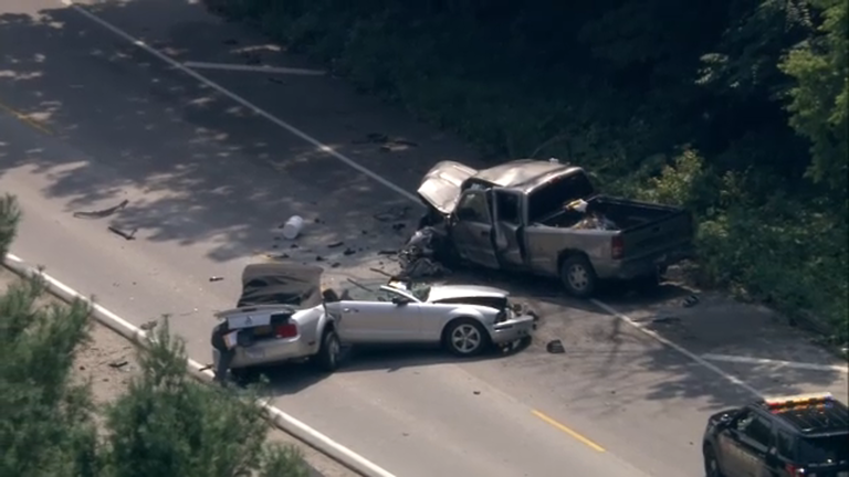 Deadly crash partially shuts down Lincoln Highway near Joliet, Illinois ... Deadly crash partially shuts down Lincoln Highway near Joliet, Illinois ...