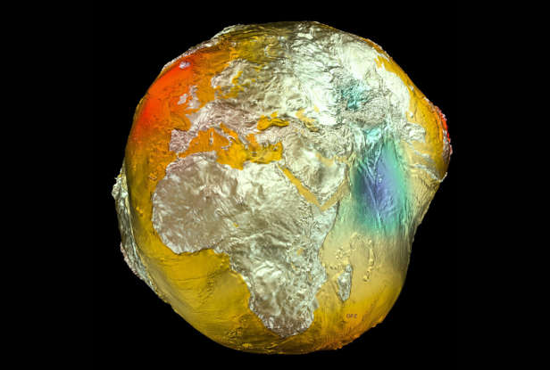 Unraveling the Indian Ocean's Mysterious Gravity Hole Unraveling the Indian Ocean's Mysterious Gravity Hole