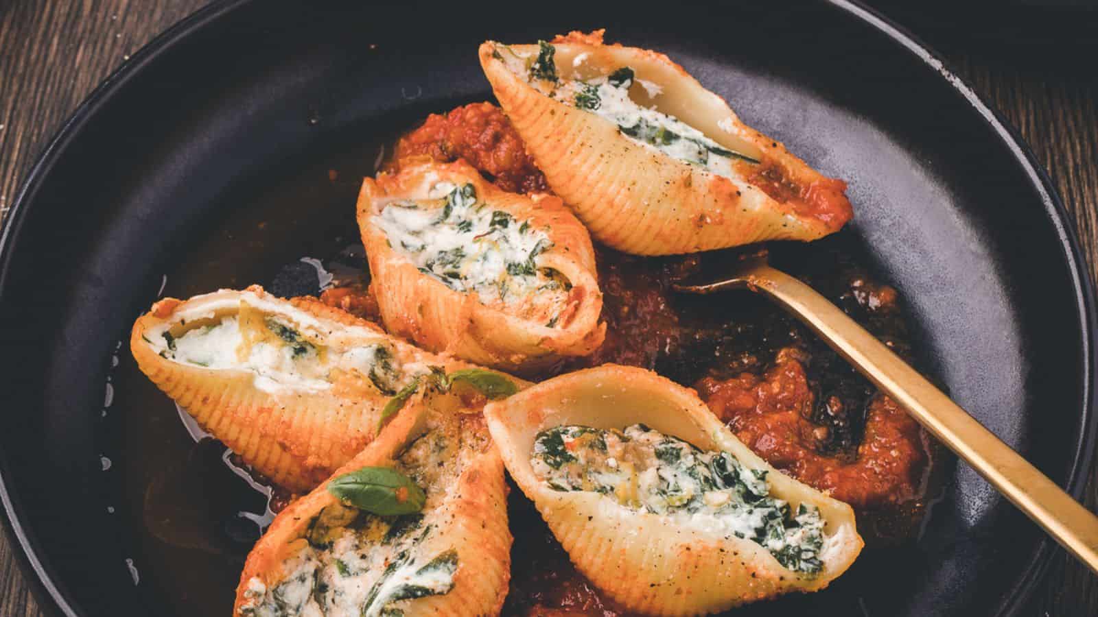 21 Ooey Gooey Cheesy Recipes For the Coziest Nights at Home