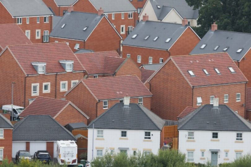 UK households with two-year fixed-rate mortgage over five-year warned UK households with two-year fixed-rate mortgage over five-year warned