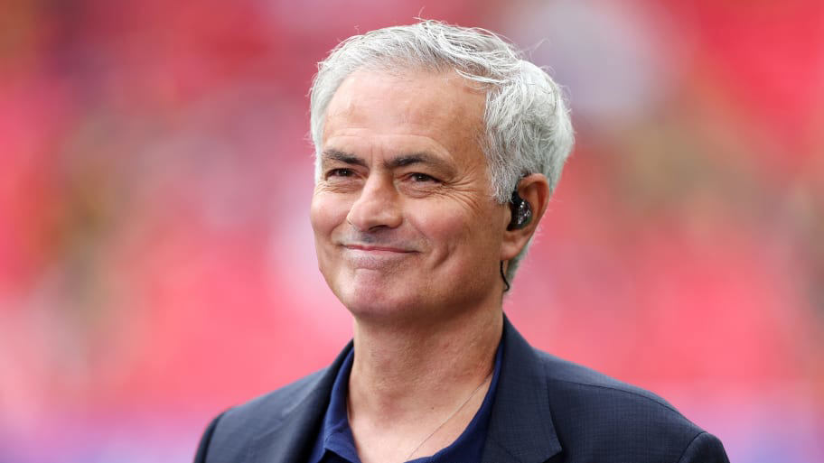 Mercato : José Mourinho pense à une star du FC Barcelone pour renforcer ... Mercato : José Mourinho pense à une star du FC Barcelone pour renforcer ...