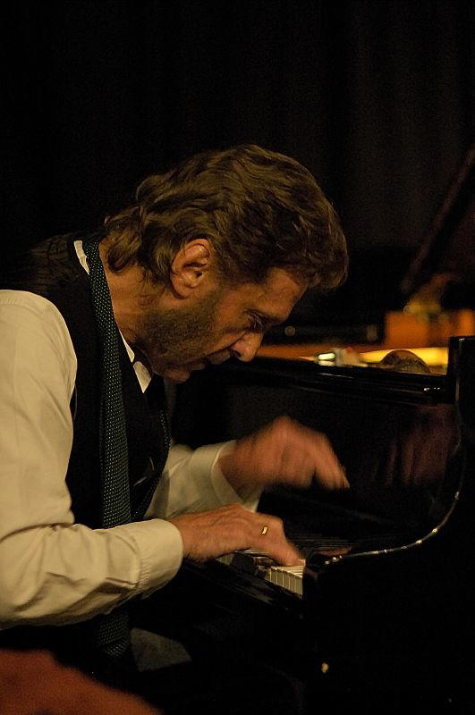 Musicians of Bristol: 41 famous musicians who were born and raised in ...