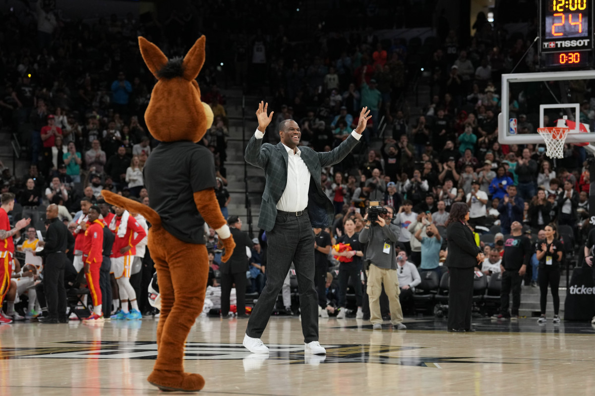 Salute to The Admiral’s NBA Career