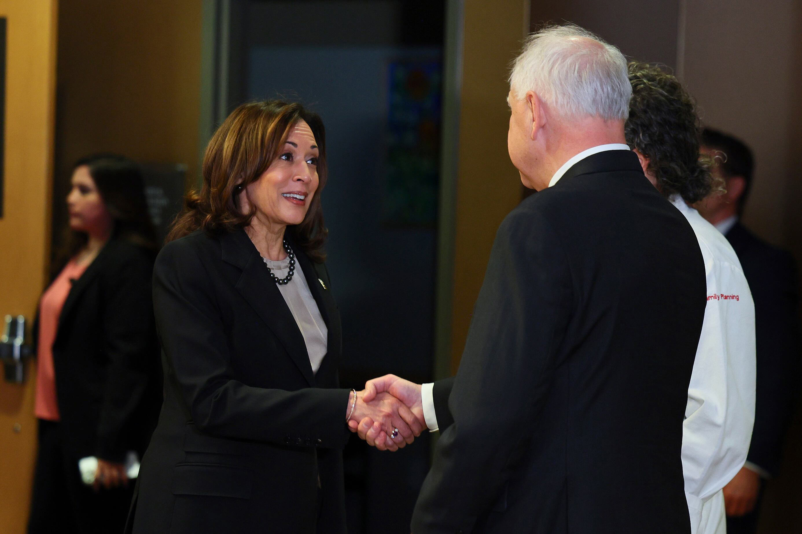Kamala Harris names Minnesota Gov. Tim Walz as her pick for vice president Kamala Harris names Minnesota Gov. Tim Walz as her pick for vice president