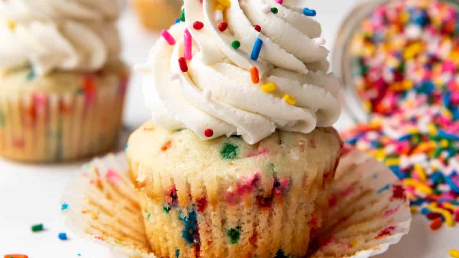 18 vanilla cupcake recipes that make celebrations extra sweet