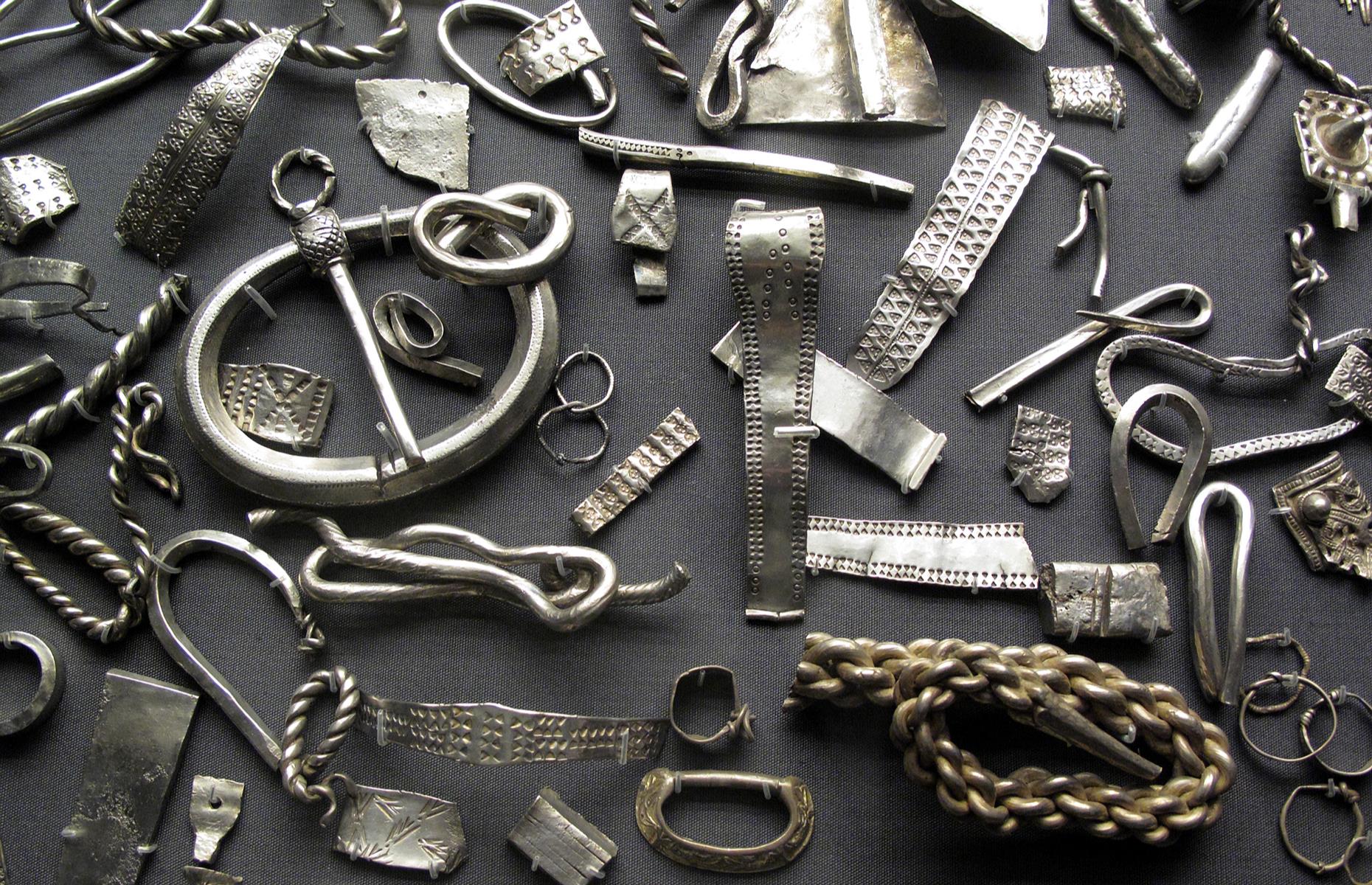13 people who found priceless treasures – then had to hand them back